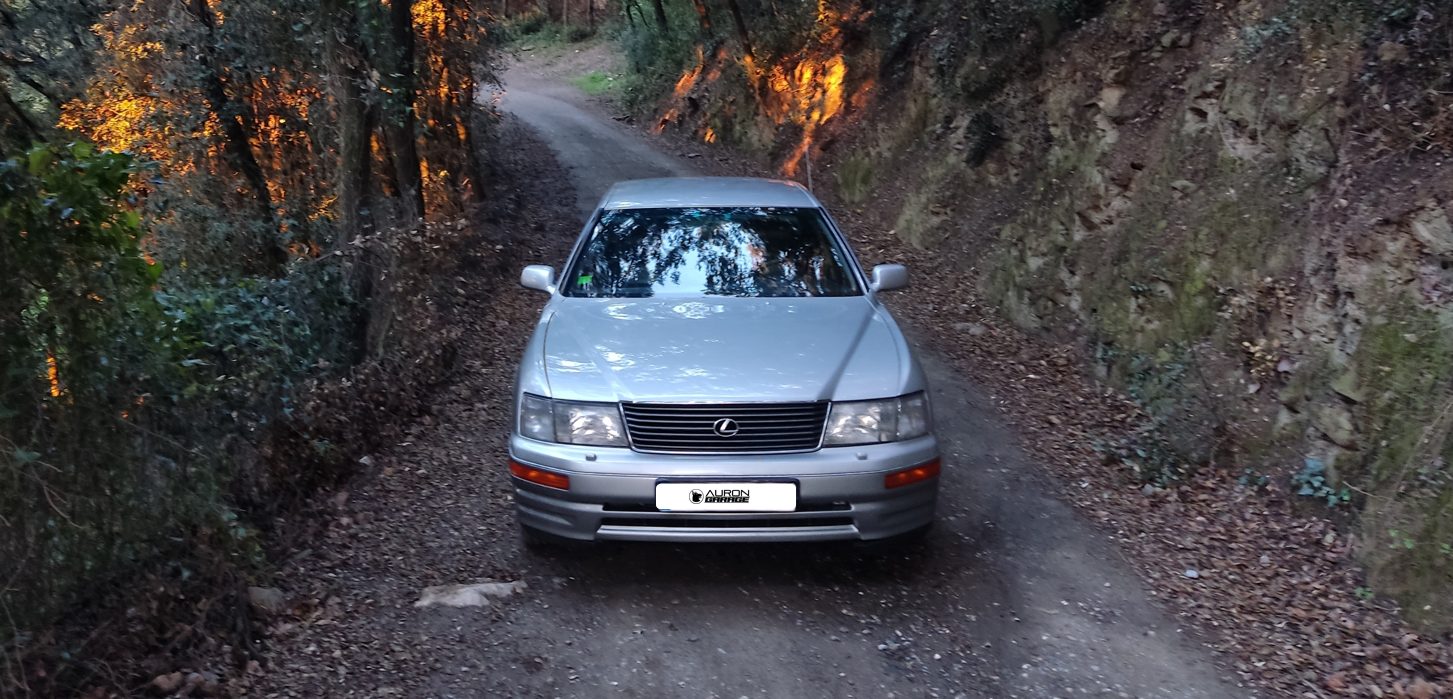 Review LS 400 : Tener un v8 en 202x - auron GARAGE